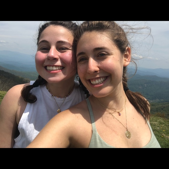 Emily's Closet (@emily_orland) | Poshmark